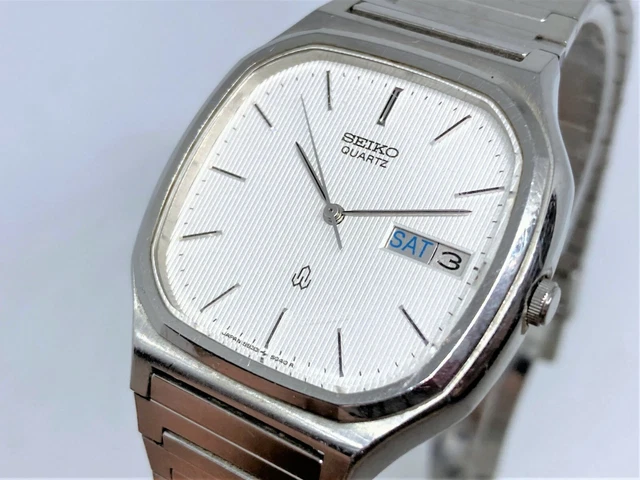 AUTH VINTAGE SEIKO Men's Square Wristwatch Watch Day-Date Quartz 5933 ...