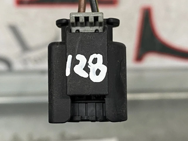 MERCEDES BENZ ENGINE Wiring Loom Harness Plug Connector A0525453826 2 ...