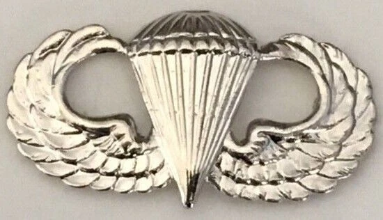 US ARMY AIRBORNE Parachutist Paratrooper Jump Wings Insignia Pin on ...