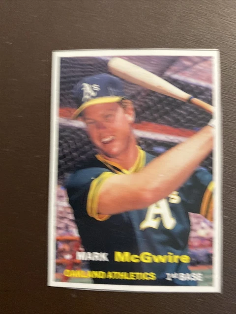 MARK MCGWIRE 1990 carte magazine baseball #42 GUIDE DES PRIX DE POCHE ...