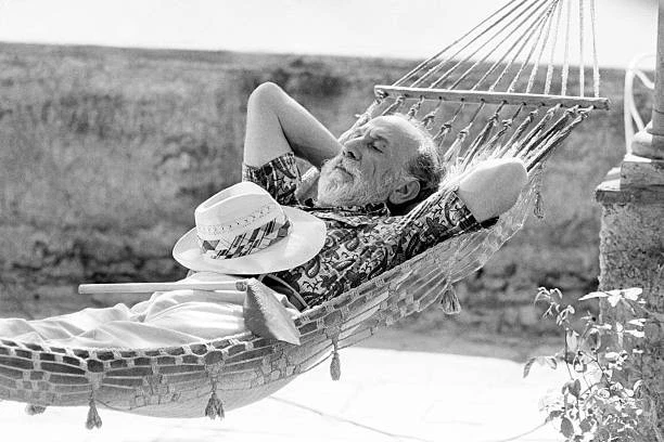 PUERTO RICAN ACTOR Jose Ferrer on the set of the film "Fedora" Cor- Old ...