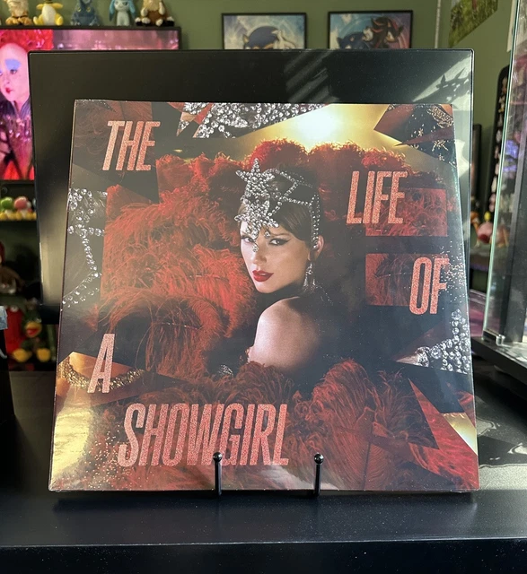 TAYLOR SWIFT THE Life Of A Showgirl: The Tiny Bubbles In Champagne ...