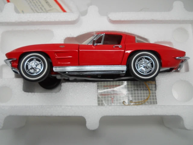 FRANKLIN MINT 1963 Chevrolet Corvette Split Window Diecast Replica - Maßstab 1:24 EUR 80,43 ...