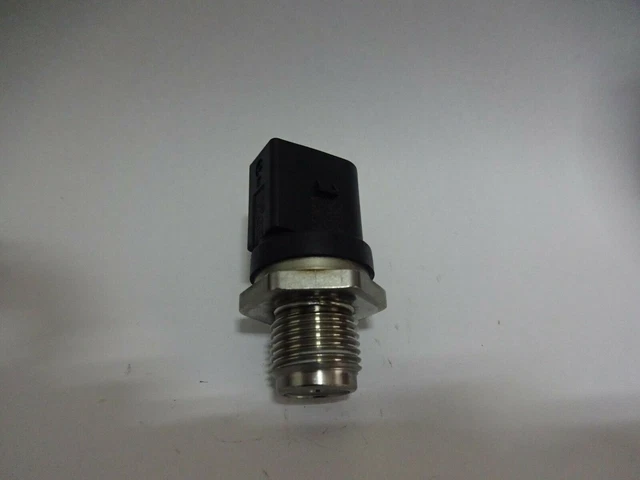 KRAFTSTOFFDRUCKSENSOR DRUCKSENSOR ORIGINAL Mercedes A0061537828 ...