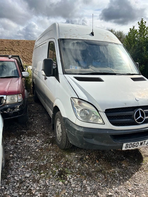 MERCEDES SPRINTER MWB high roof no vat spare or repair £1,500.00 ...