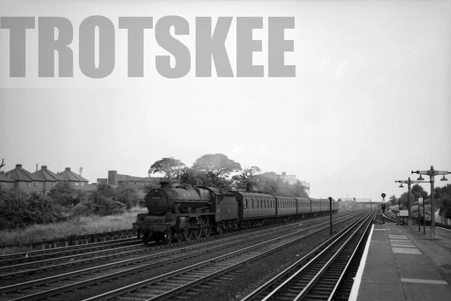 LARGER NEGATIVE BR British Railways Steam Loco 45470 Class 5MT South ...