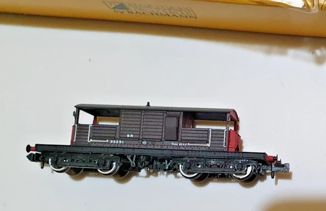 N GAUGE GRAHAM Farish Queen Mary Brake Van, #377-875 - SR Brown Livery ...