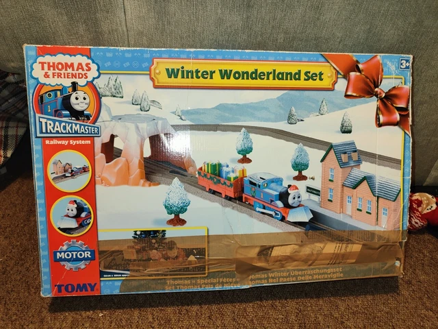 THOMAS TANK ENGINE Vintage Winter Wonderland Railway Train Set Complete ...