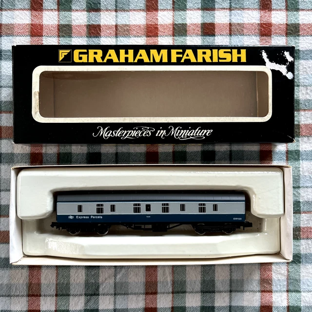 GRAHAM FARISH 0778, BR 57ft Express Parcels Bogie Van, Blue/Grey, N ...