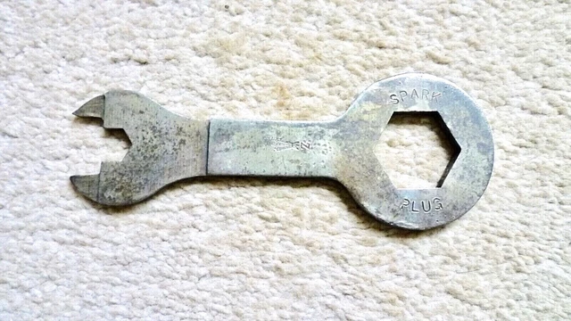 VINTAGE BSA Multi Spanner Wrench Motorcar / Motor Cycle Tool Kit Item ...