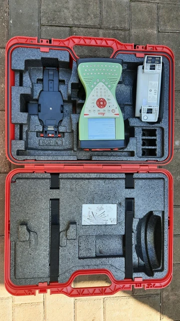 LEICA GEOSYSTEMS CS15 Controller and RH16 handle And Cradle £414.72 ...