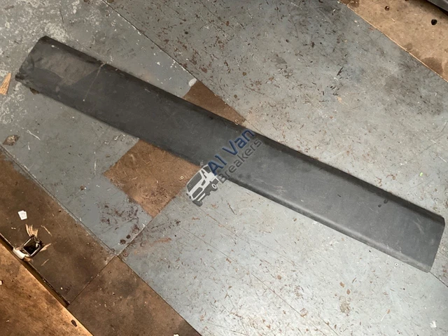 RENAULT MASTER LM35 Business Dci Body Moulding drivers side 828200148r ...