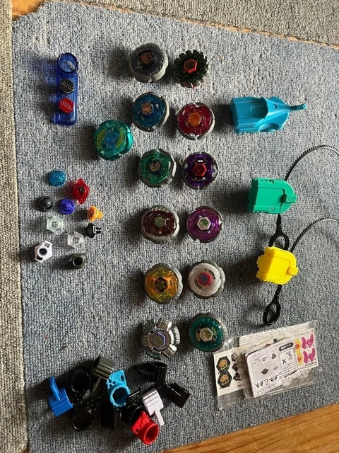 BEYBLADE METAL FIGHT Lote Paquete Set con Piezas Juguetes ...