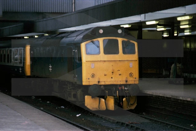 35MM NEGATIVE - Class 25 - 25191 - Leeds - 1983 (27-11) £0.99 - PicClick UK