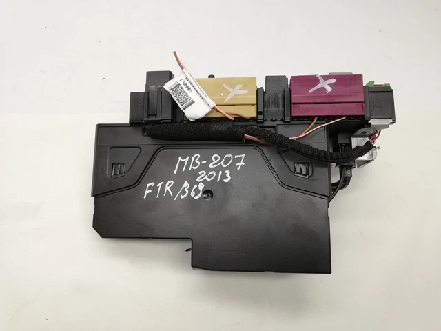 MERCEDES-BENZ COUPÉ C207 E 220 CDI Fusible Boite A2129009622 2.2 D ...