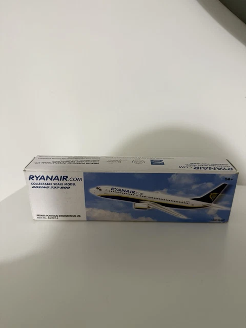 RYANAIR BOEING 737 - 800 Premier Planes Model Airline Scale 1/200 New ...