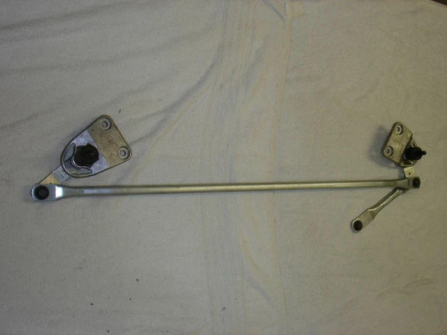 GENUINE MERCEDES BENZ (A9608201981) Mp4 Actros Wiper Linkages / Wiper ...