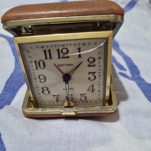 VINTAGE DELUXE TRAVEL Alarm Clock Time Wind Up 2 JEWELS Working Green ...