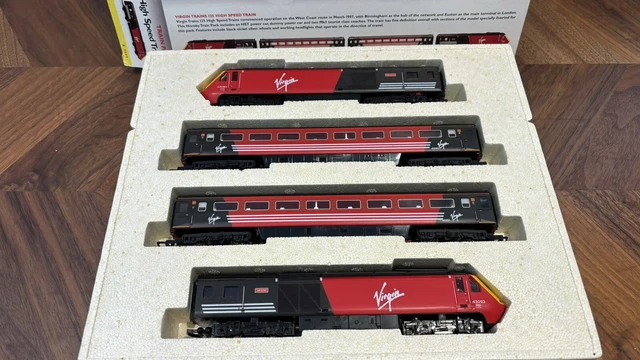 HORNBY R2045 CLASS 43 Train Pack In Virgin trains Livery £95.00 ...