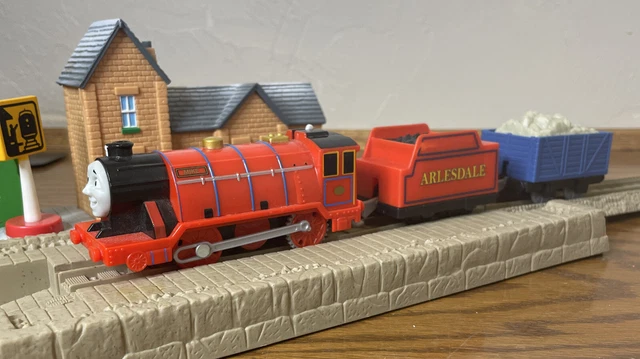 THOMAS & FRIENDS TrackMaster Mike Arlesdale Motorized Railway Train ...