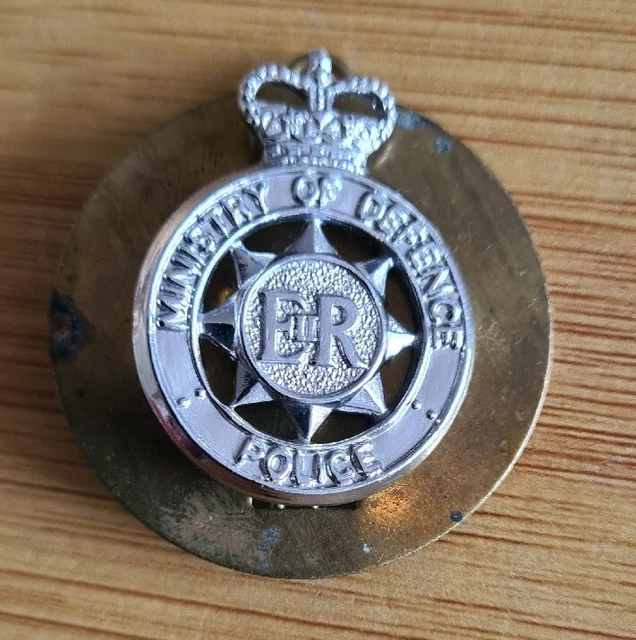 MOD POLICE BADGE CHROMED Obsolete £12.00 - PicClick UK