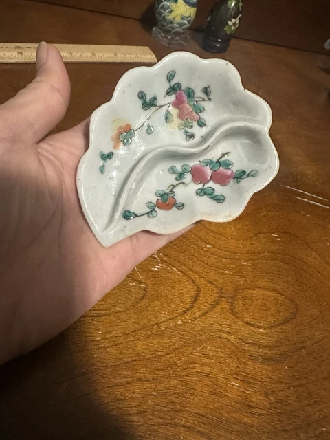 ANTIQUE VINTAGE CHINESE Japanese Porcelain Famille Rose Brush Dish £44. ...