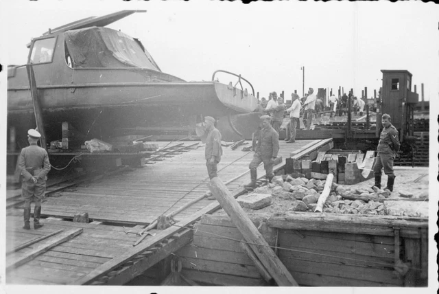 WK2 FOTO WEHRMACHT Soldaten Marine Schnellboot Speedboot EUR 11,99 ...