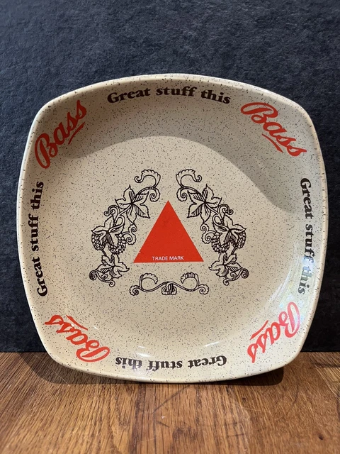 VINTAGE BASS ASHTRAY made by Wade "Great Stuff This BASS. Brewerania ...