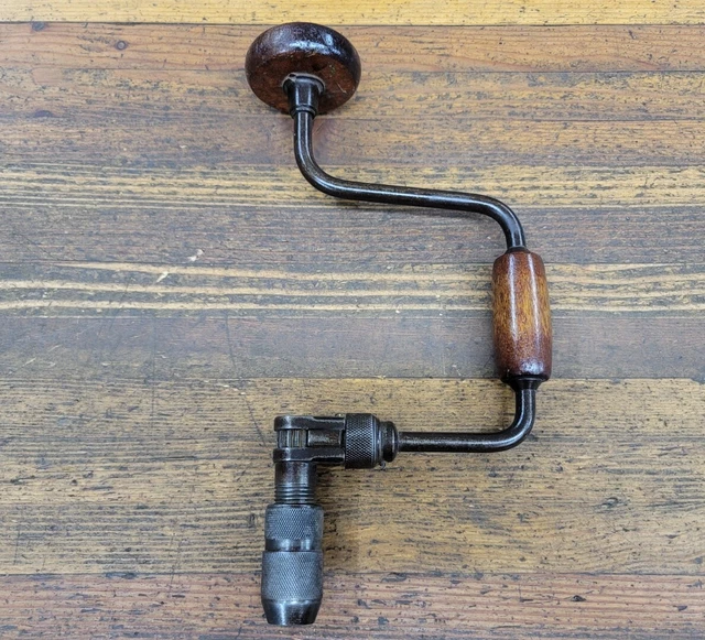 VINTAGE TOOLS RARE Ratcheting Hand Drill Auger Bit Brace RARE MILLERS ...