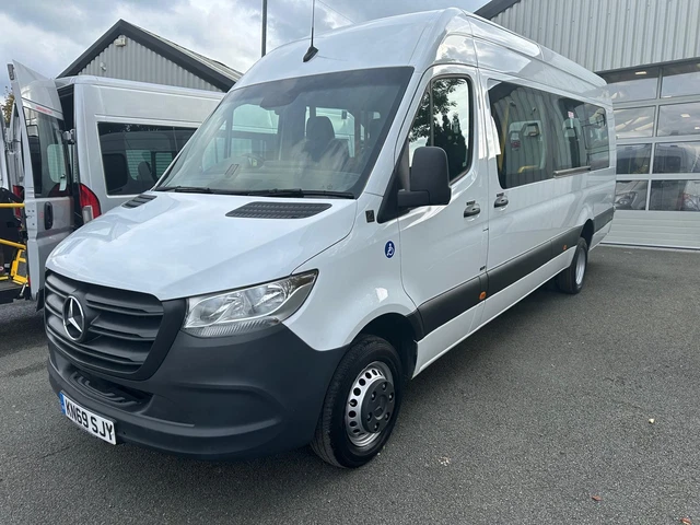 MERCEDES-BENZ SPRINTER 514 CDI XLWB 17 SEATER WHEELCHAIR ACCESSIBLE ...