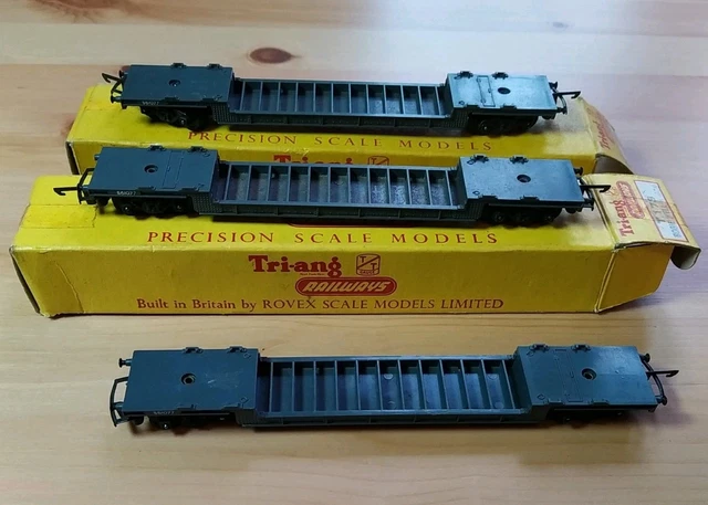 TRI-ANG TT GAUGE 3 x bogie well wagon T173 triang good condition £21.65 ...