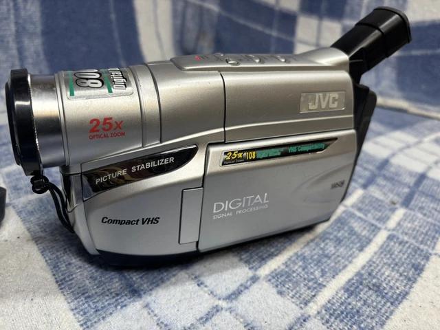 JVC CAMCORDER COMPACT VHS-Compact Video Camera GR-SXM780A **FAULTY/NOT ...
