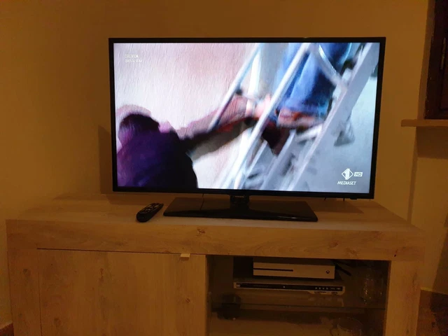 TV SAMSUNG 42 pollici anno 2014 modello UE42F5000AKXZT servirà decoder ...