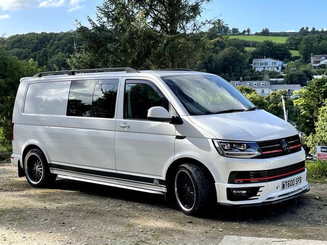 VW TRANSPORTER T6 Highline T32 150 Kombi LWB 2017 *LOW MILEAGE TOP SPEC ...
