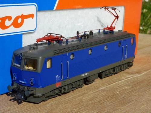 MODELLEISENBAHN H0 ROCO ÖBB 1044 018-8 Art Nr 63584 Clubmodell EUR 110 ...