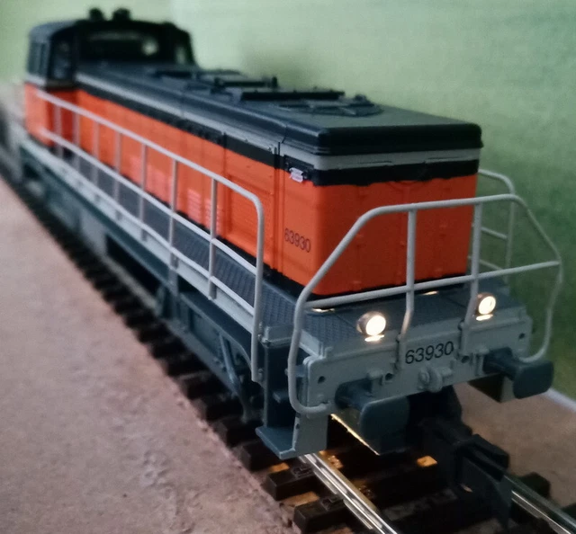 BB63930 HO ROCO référence n°63437 8 pôles SNCF ép. IV/V logo nouille ...