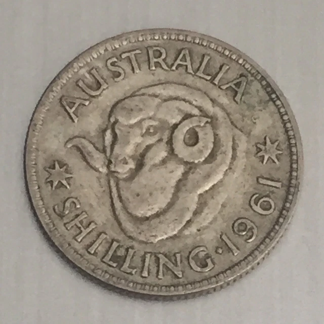 1961 AUSTRALIAN SHILLING - Queen Elizabeth II Effigy - Silver Pre ...