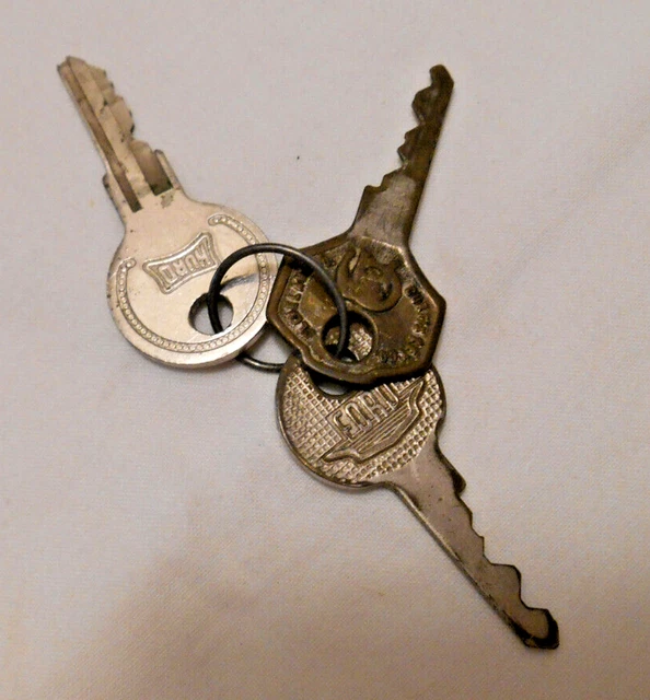3 VINTAGE OLD Antique Curtis Hurd Ford Automotive Car Truck Keys on ...