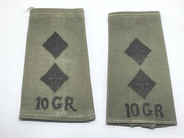 RARE GURKHA RIFLES 10 Gr Shoulder Rank Slides Pair Lieutenant Military ...