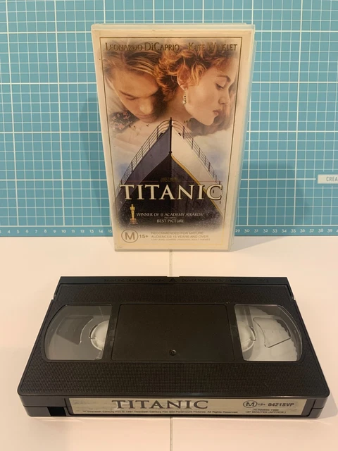 VHS: TITANIC (1997) DiCaprio Winslet - COMBINE POSTAGE DISCOUNT !!! £3. ...