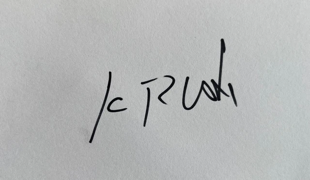 HAND SIGNED WHITE card of IAN RUSH, LIVERPOOL FC, FOOTBALL, SPORT ...