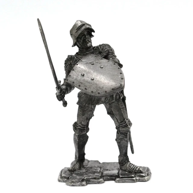 54MM MINIATURE ENGLISH Knight 13th Century 1:32 Tin Figure £9.58 ...