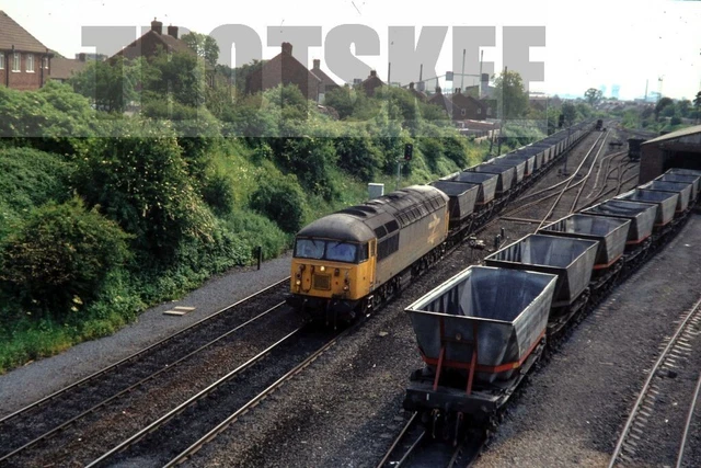 35MM SLIDE BR British Rail Diesel Loco Class 56 56086 Knottingley 1983 ...