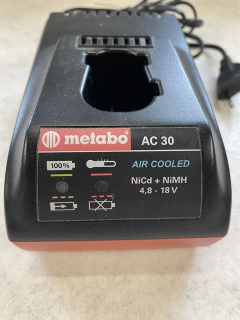 METABO AC30 AIR COLED Akku Schnellladegerät, für NiCd+NiMH Akku 4,8-18V ...