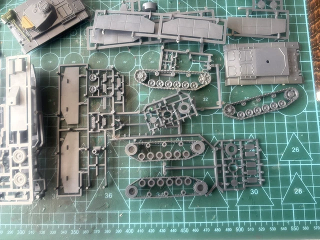 1/72 MODEL KITS military vehicles spares or repairs £24.99 - PicClick UK