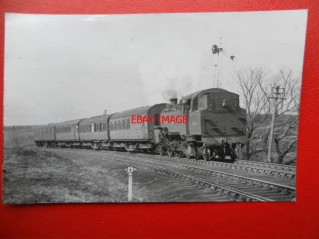 PHOTO BR Riddles Standard Class 4 Tank 2-6-4T Loco No 80116 £1.85 ...