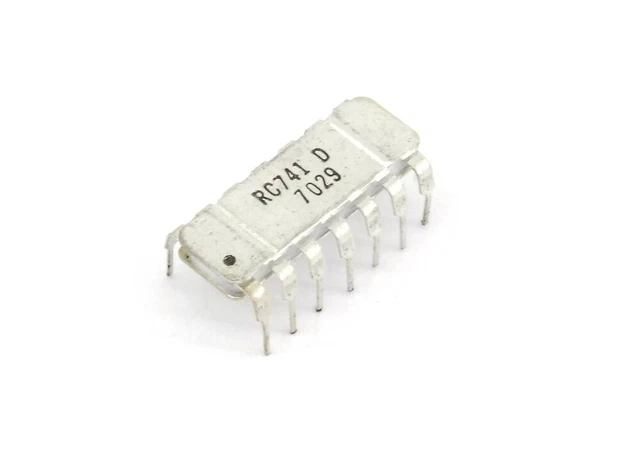 RAYTHEON RC741D HIGH Gain Monolithic Operational Amplifier 14-Pin ...