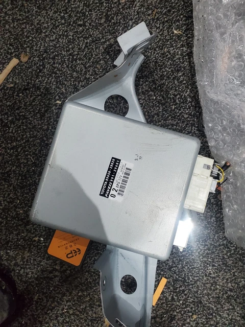 TOYOTA ESTIMA MK3 Power Steering Control Module Unit Ecu 89650-28141 ...