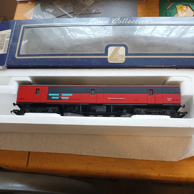 OO GAUGE RAIL Express parcel van 0.00 - PicClick UK