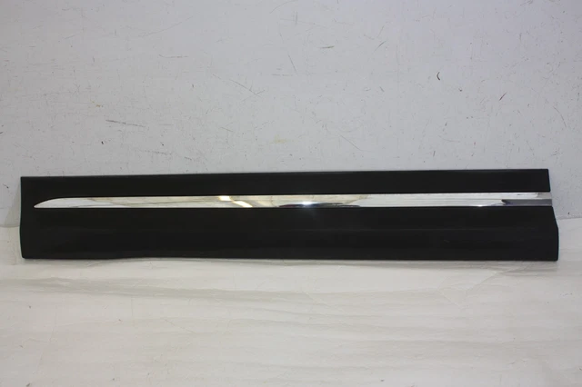 MERCEDES GLA H247 AMG Front Left Door Moulding 2020 ON A2477279200 ...